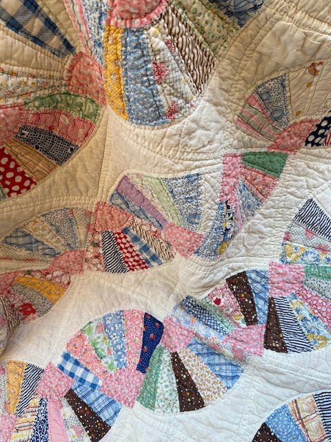 ANTIQUE AND VINTAGE QUILTS PAGE 12 – Antique Quilts Marie Miller