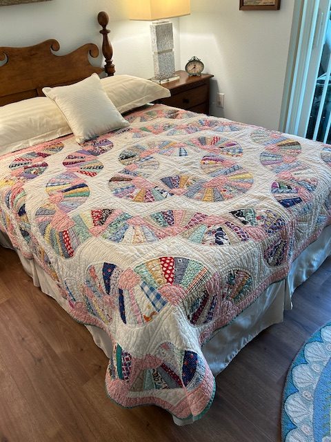 ANTIQUE AND VINTAGE QUILTS PAGE 12 – Antique Quilts Marie Miller