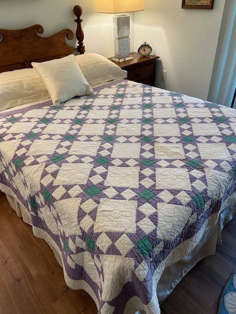 ANTIQUE QUILTS PG 1 – Antique Quilts Marie Miller